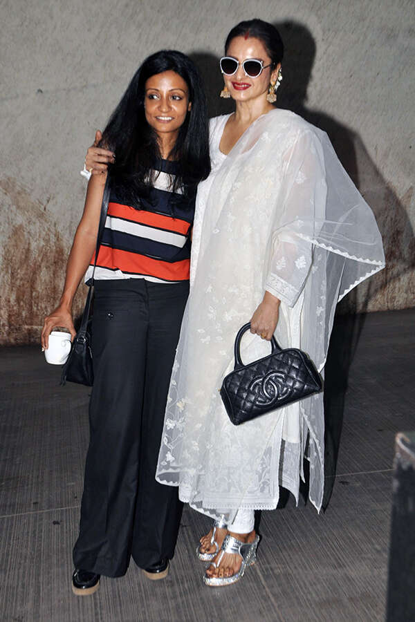 Dear Maya: Screening- The Etimes Photogallery Page 16