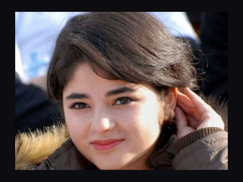 BollywoodBuzz: Actress Zara Wasim injured in an accident in Srinagar ...