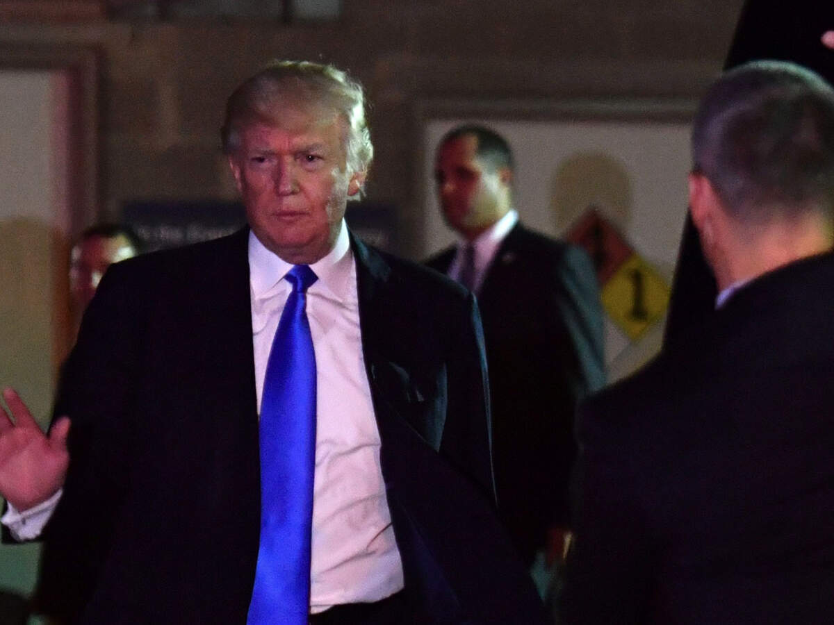 Trump visits hospital treating wounded lawmaker