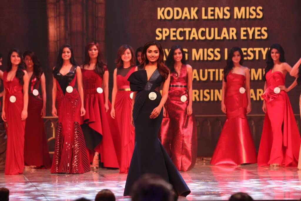 fbb Colors Femina Miss India 2017 finalists dazzle in Amit Aggarwal ...