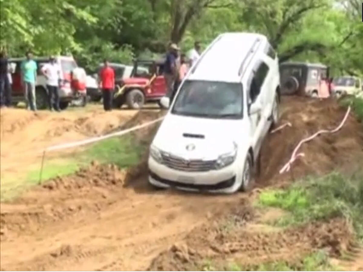 Vadodara: Off-road car racing event held