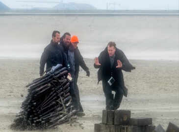 Dunkirk: 'Weathering the Storm' featurette