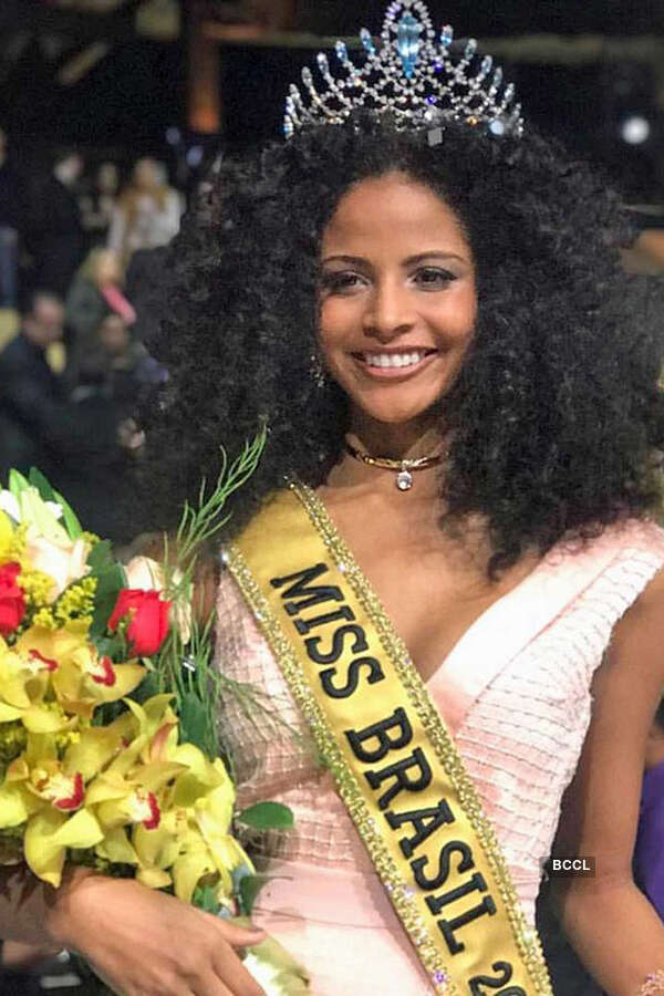 Monalysa Alcântara crowned Miss Brazil 2017