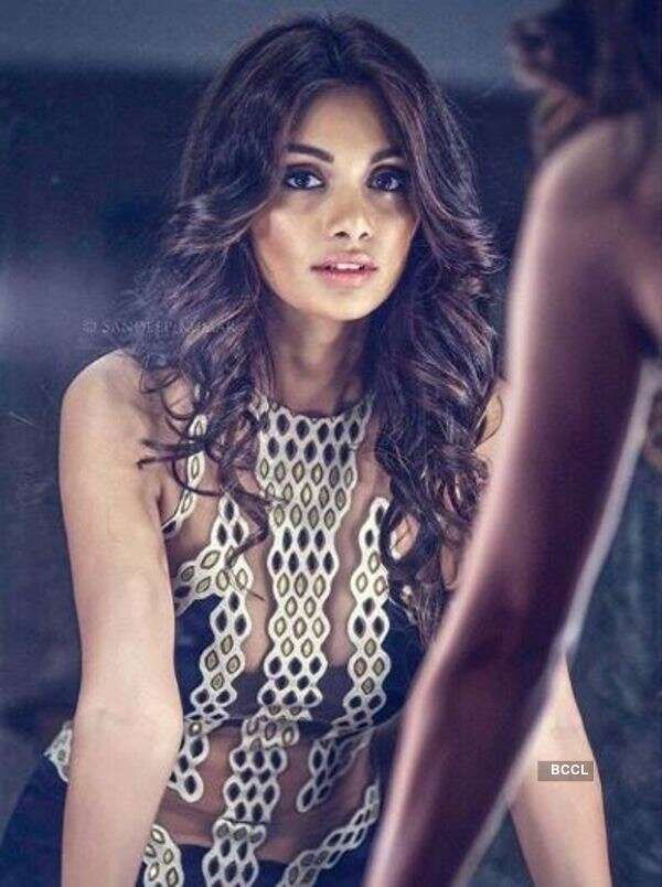 Aafreen Vaz’s mind-blowing photoshoot