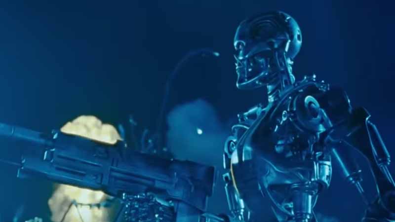 Terminator 2 3D: James Cameron trailer
