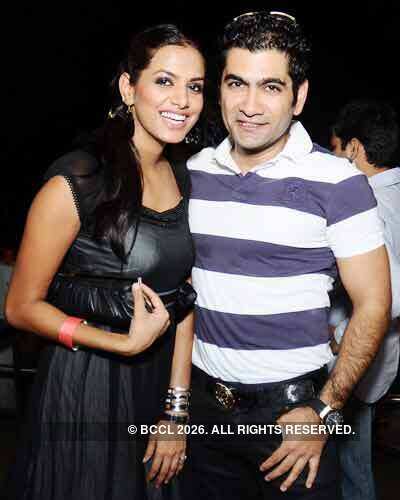 Kamal Taneja at Nikhil Dwivedi's party in New Delhi