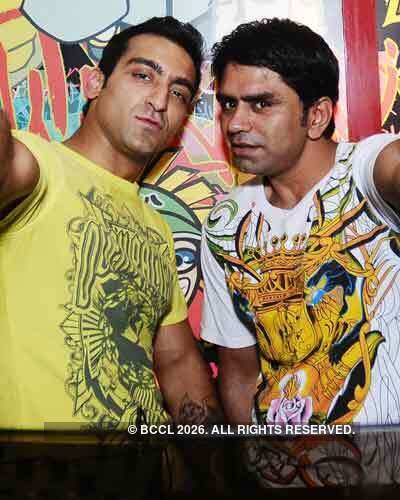 Kamal Taneja at Nikhil Dwivedi's party in New Delhi