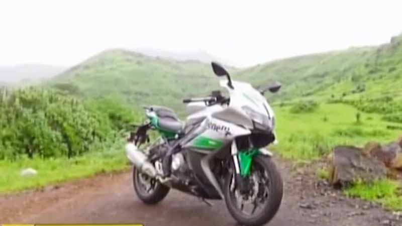 Benelli 302R: First Ride