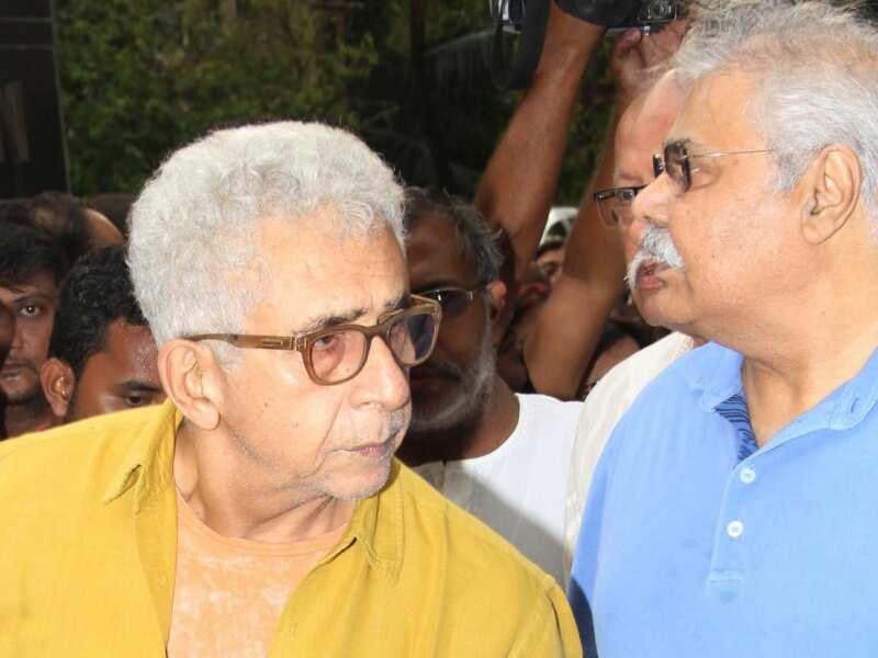 Pics: Naseeruddin Shah, Anil Kapoor, Raveena Tandon and other B-Town ...