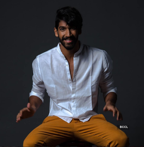 Tejas Ravi Shankar to debut in a Broadway - styled Bollywood musical