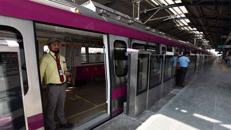 Travel from Noida to South Delhi in 16 minutes post Magenta Line ...
