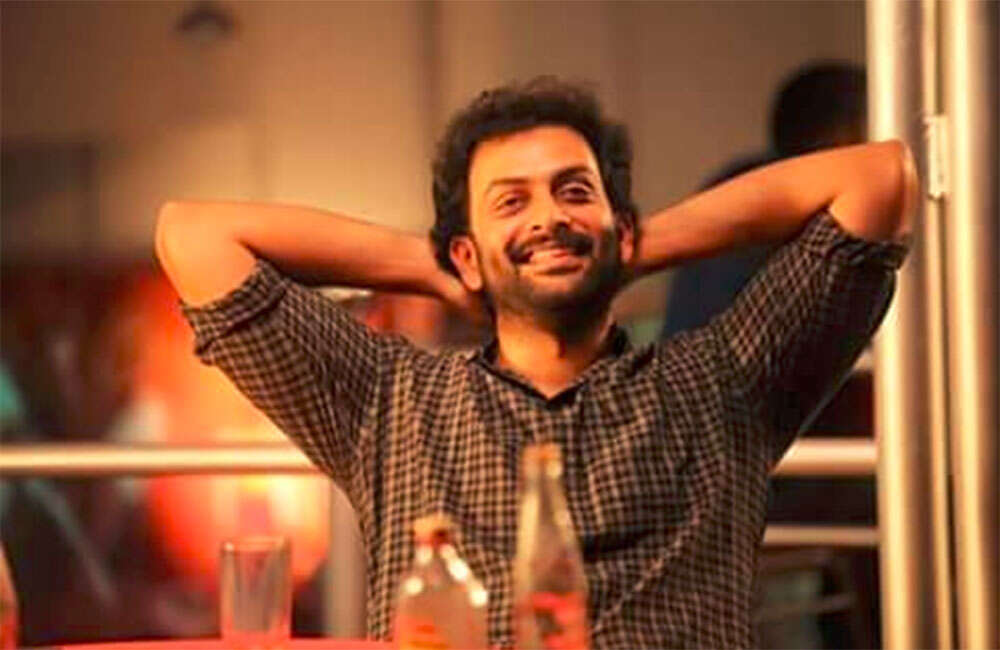 Pavada Movie User Reviews & Ratings | Pavada (2016) | Times Of India