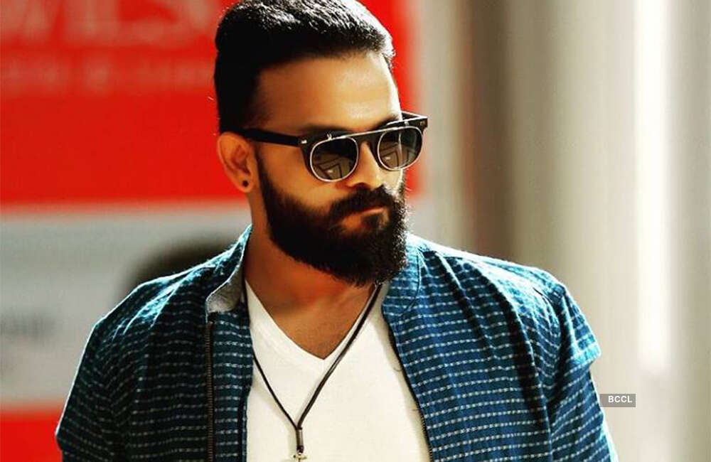 Fukri Movie User Reviews & Ratings | Fukri (2017) | Times Of India