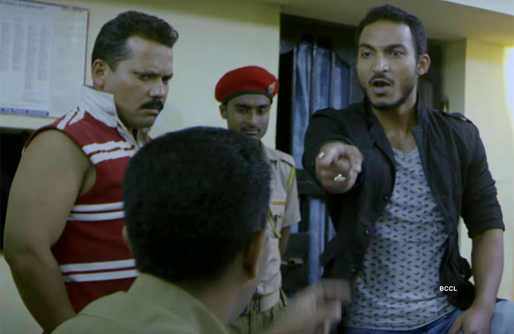 Ruff & Tuff Movie Show Time in Mumbai | Ruff & Tuff in Mumbai Theaters ...