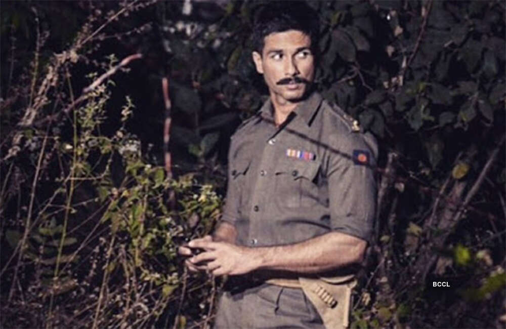 Rangoon Movie User Reviews & Ratings | Rangoon (2017) | Times Of India