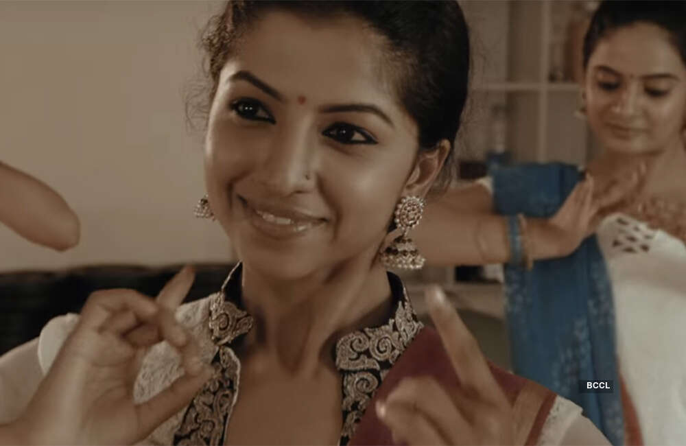 Kahi Movie User Reviews & Ratings | Kahi (2016) | Times Of India