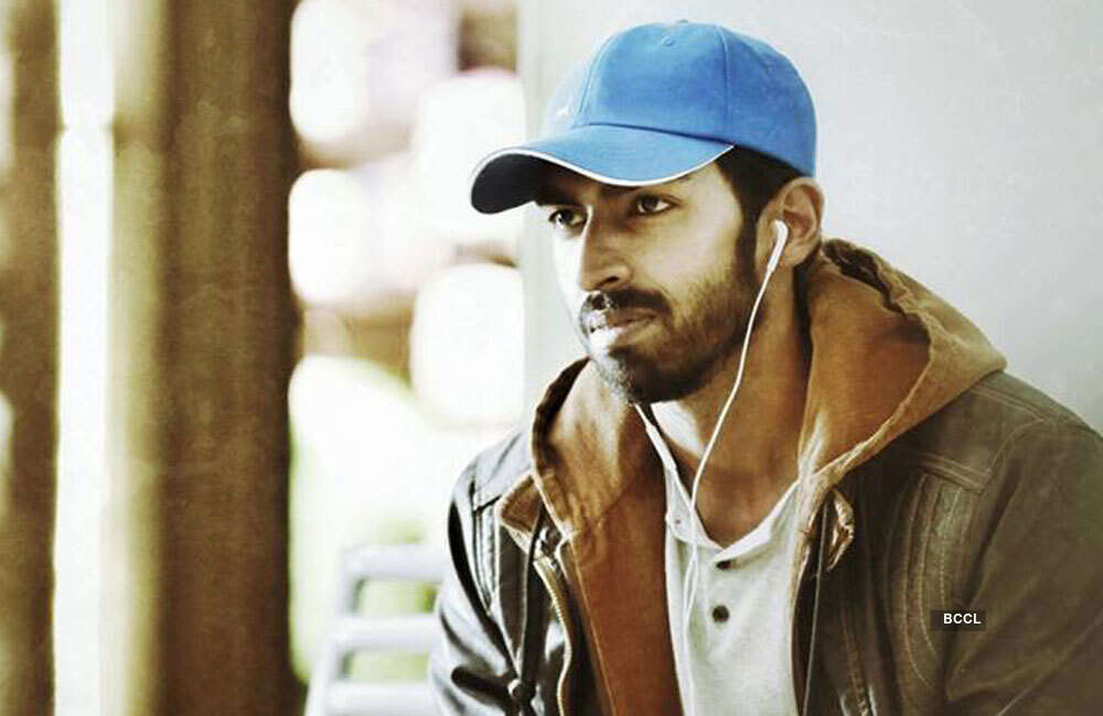 Run Antony Movie User Reviews & Ratings | Run Antony (2016) | Times Of India