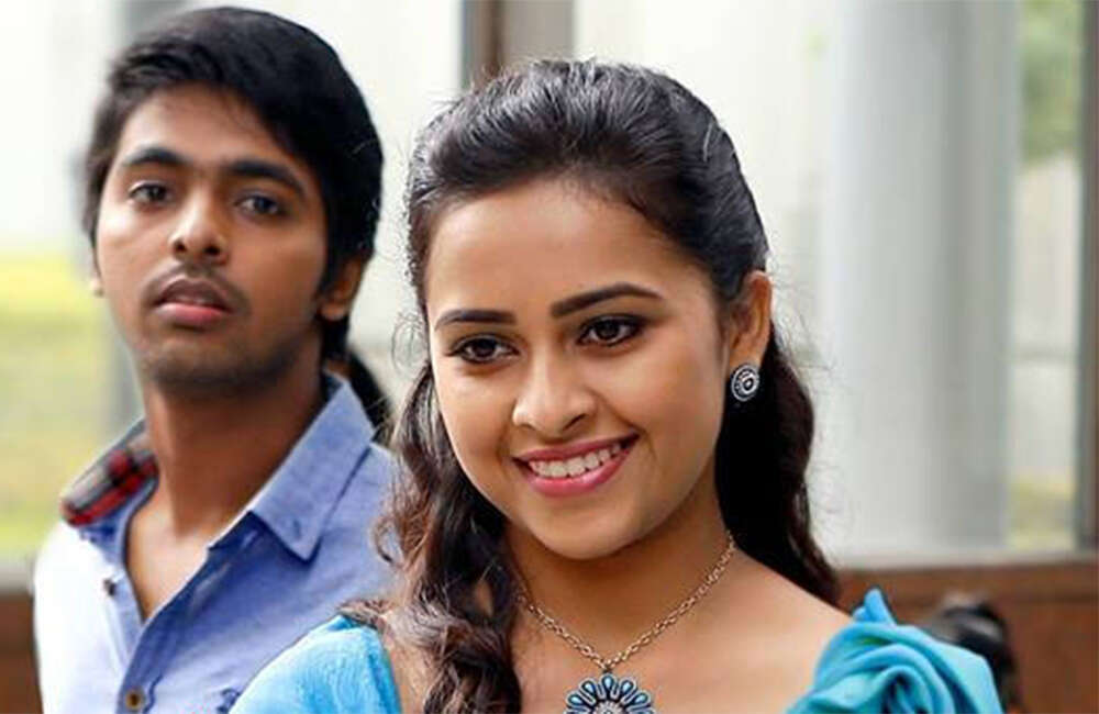 Pencil Movie User Reviews & Ratings | Pencil (2016) | Times Of India
