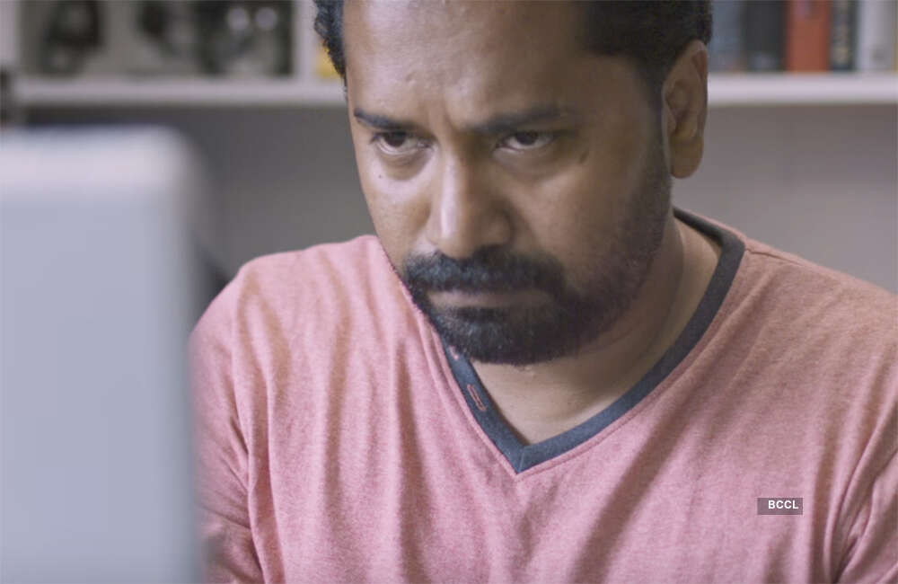 Lens Movie User Reviews & Ratings | Lens (2017) | Times Of India