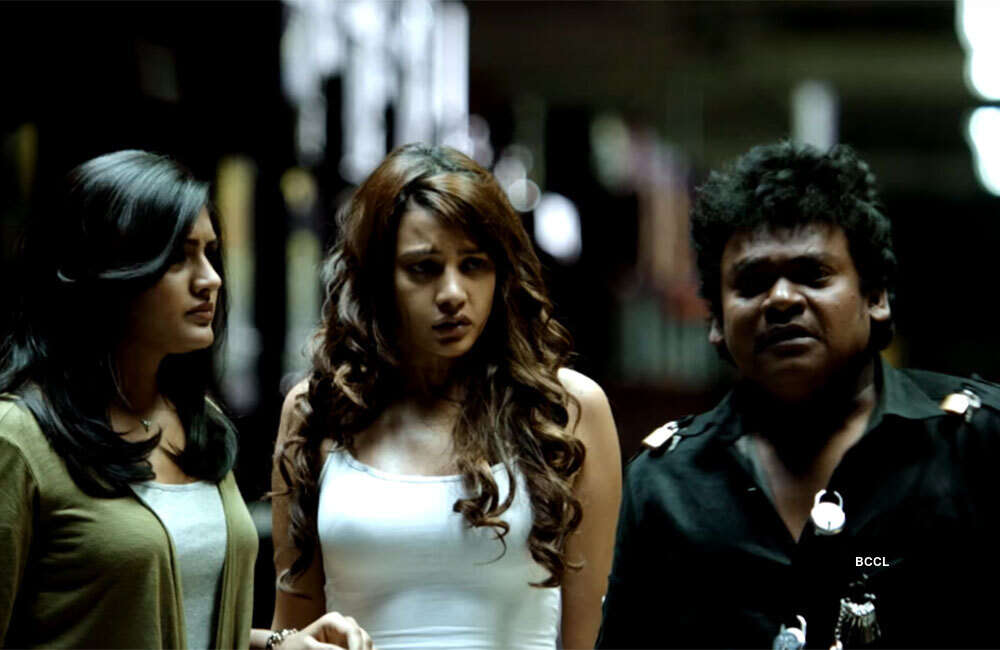 Maya Mall Movie User Reviews & Ratings | Maya Mall (2017) | Times Of India