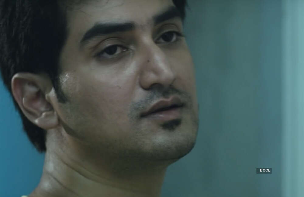 Dhuruvangal Pathinaaru - D16 Movie User Reviews & Ratings | Dhuruvangal ...