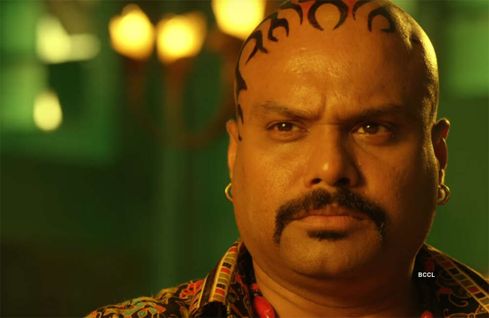 Thappu Thanda Movie Review, Trailer, & Show timings at Times of India