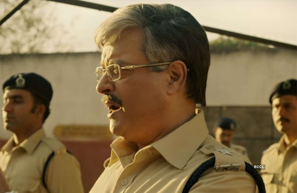 Qaidi Band Movie User Reviews & Ratings | Qaidi Band (2017) | Times Of ...