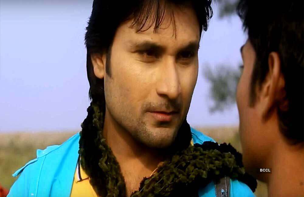 Talab Movie: Showtimes, Review, Songs, Trailer, Posters, News & Videos ...