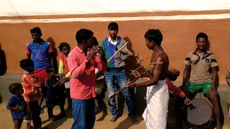 Purulia: Tribals celebrate Badna Parab with much fervour