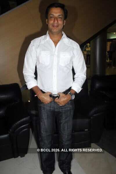 Sonal Kalra's book launch- The Etimes Photogallery Page 12