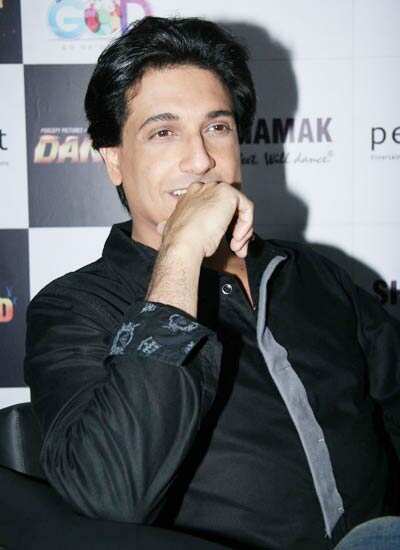 Shaimak Davar and Shailendra Singh unveil a new movie at Raghuvanshi ...