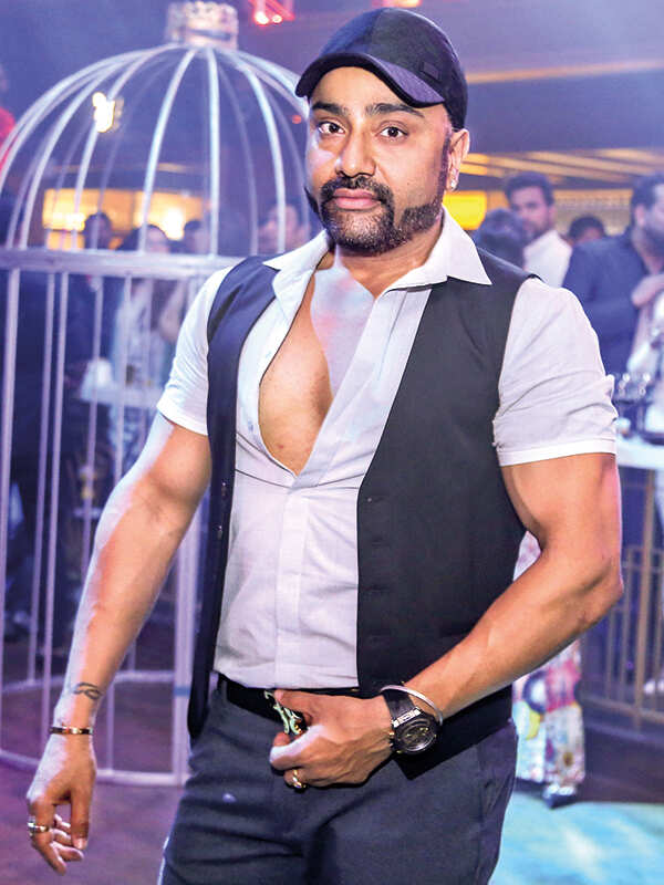 Kabir Talwar's birthday party- The Etimes Photogallery Page 2