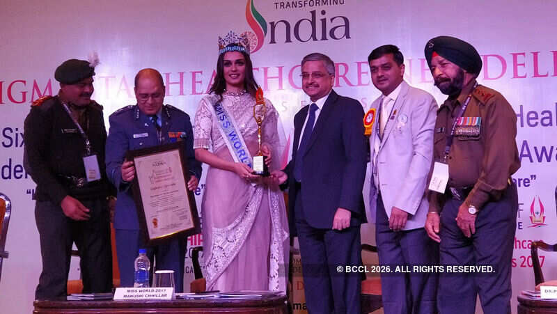 Manushi Chhillar awarded with Proud Maker of India Award