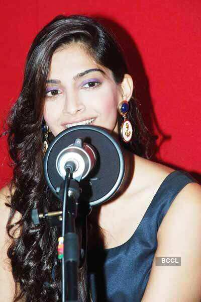 Sonam Kapoor promotes her latest film 'Aisha' at Fever 104 FM studios ...