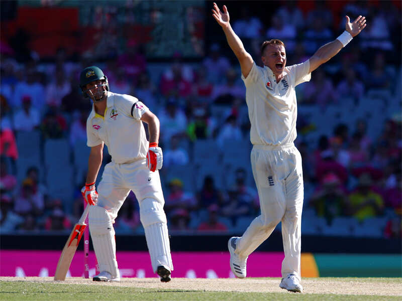 Ashes: Fifth Test, Day 3