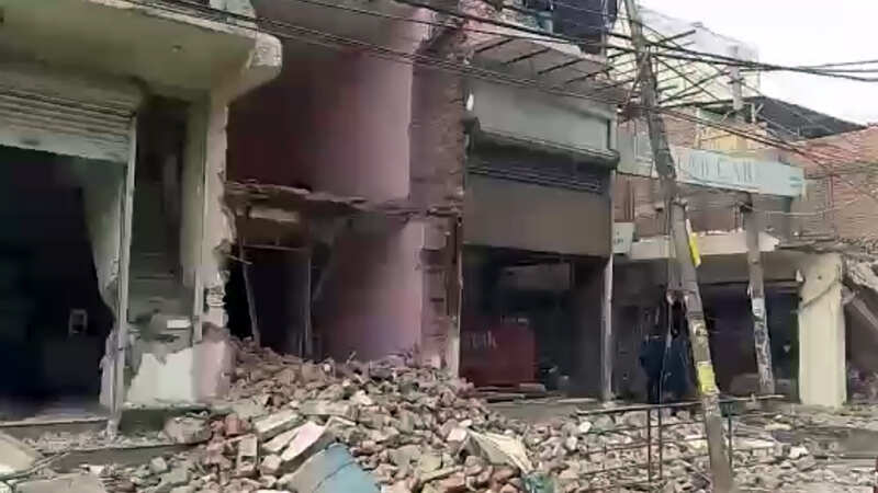 250 shops, residential buildings demolished in Saket
