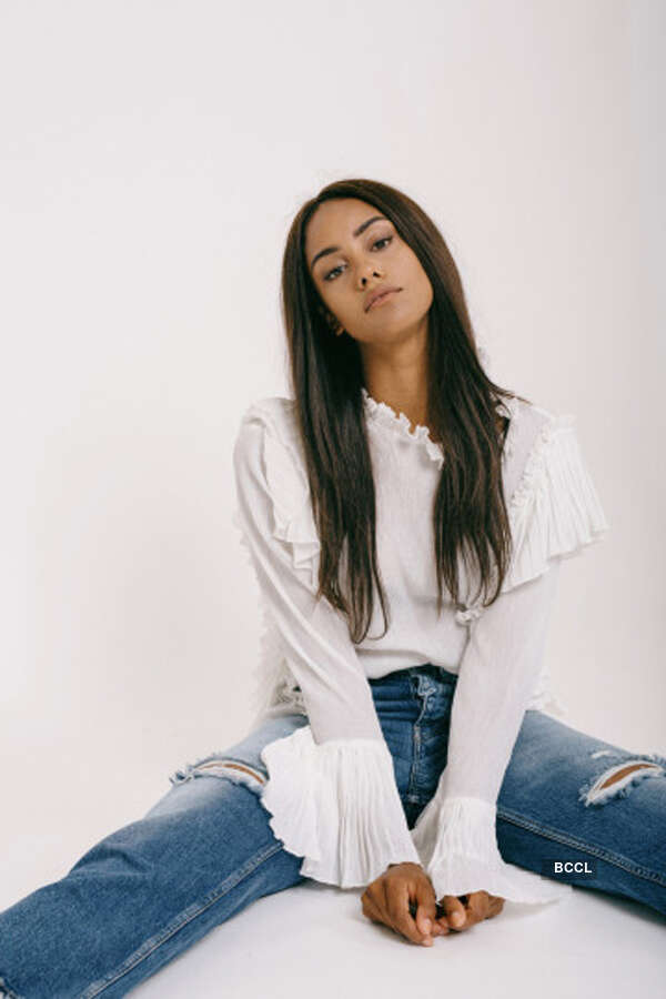 Super model discovers talents on social media