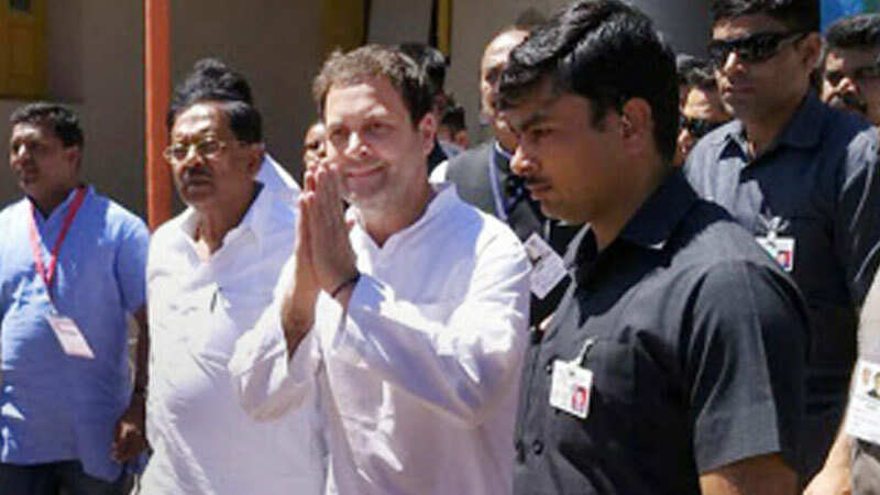 Crowd raises ‘pro-Modi’ slogans during Rahul’s tour