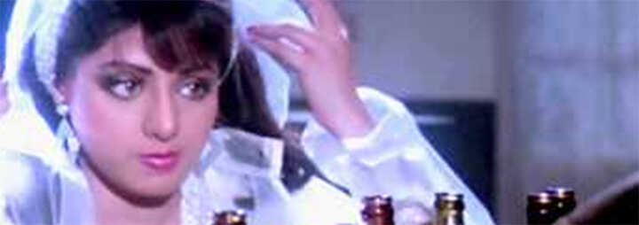 Chaalbaaz Movie: Showtimes, Review, Songs, Trailer, Posters, News ...