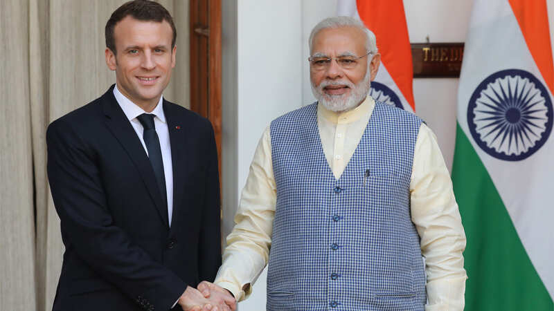 India France Sign 14 Pacts Worth 16 Billion After Talks Between Pm