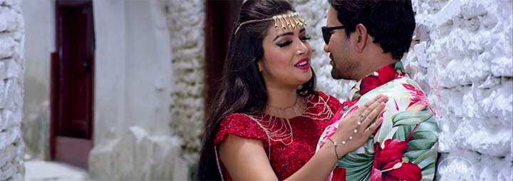 Nirahua Chalal London Movie: Showtimes, Review, Songs, Trailer, Posters, News & Videos | eTimes