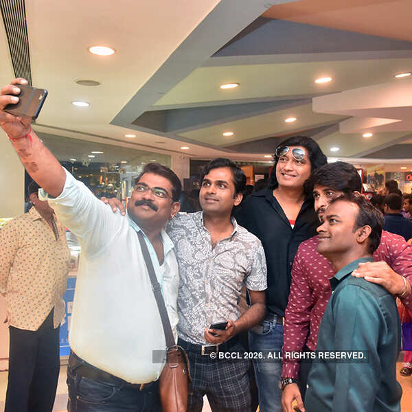 Baban: Premiere Movie Photos | Baban: Premiere Movie Stills | Baban ...