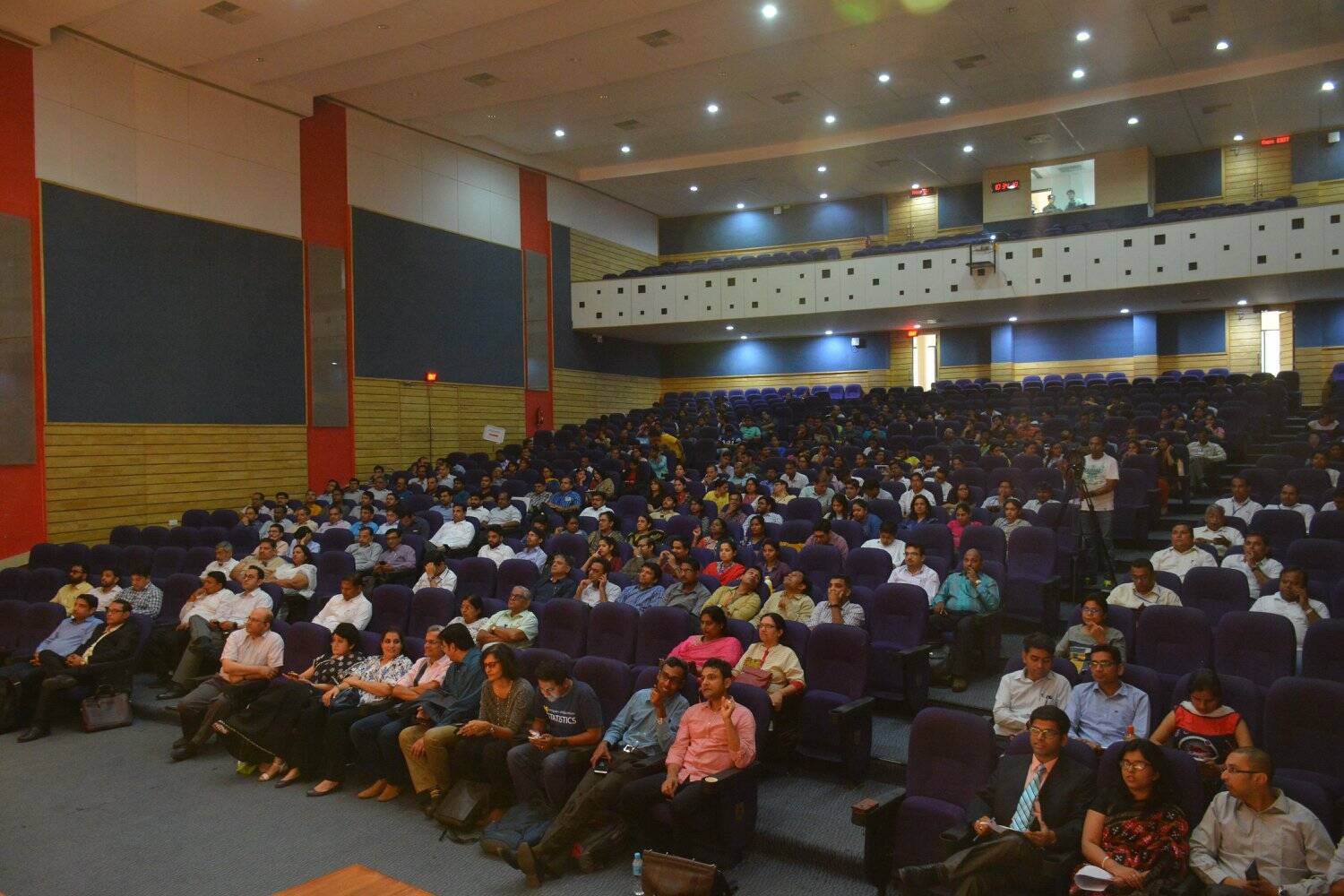 IIM Indore students get lessons on data science | Events Movie News ...