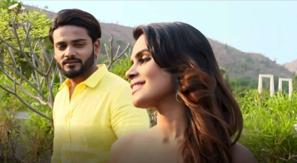 Music video by Manny Verma featuring Shubhra Ghosh Pics | Music video ...