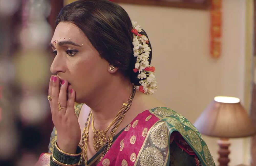 Gadbad Jhali Movie User Reviews & Ratings | Gadbad Jhali (2018) | Times ...