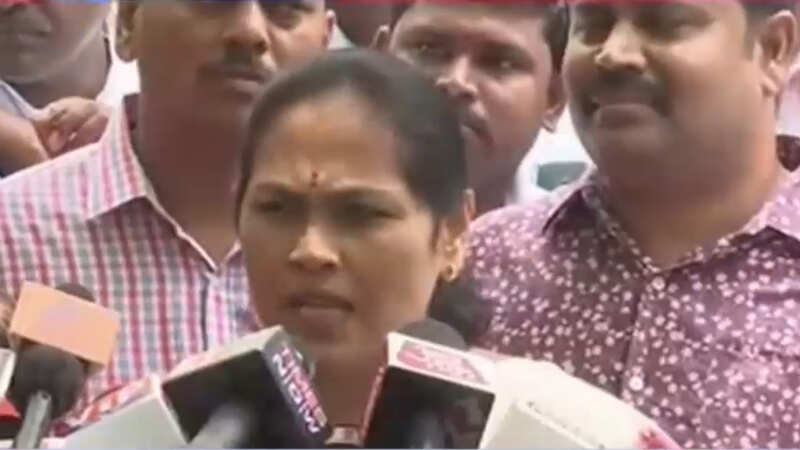 Karnataka assembly floor test: BJP claims support of 8 Congress MLAs Karnataka assembly floor test: BJP claims support of 8 Congress MLAs