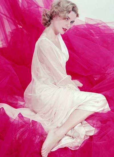 Hottest blonde bombshells Pics | Hottest blonde bombshells Photos ...