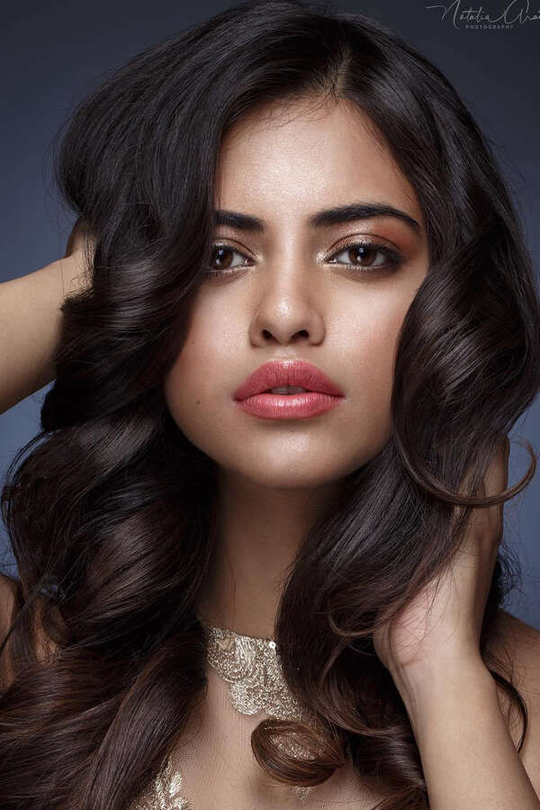 Priyadarshini Chatterjee’s enticing new photoshoot