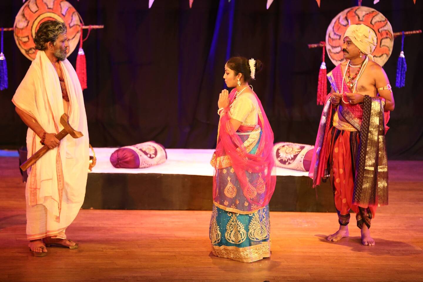 Kunti ka Paritap throws light on plight of the epic character | Events ...