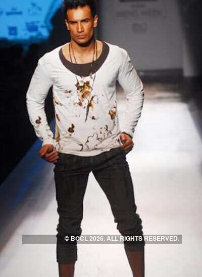 A model presents a creation by designers Rohit Gandhi and Rahul Khanna ...